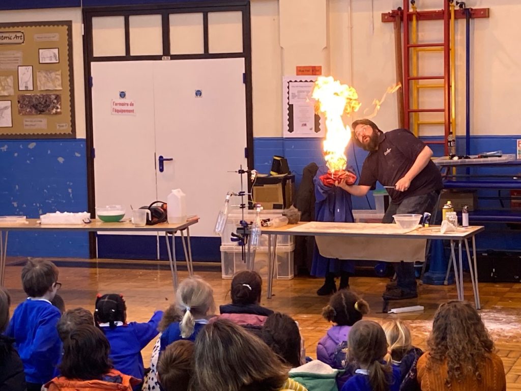 The Winns Primary School | School Science Shows